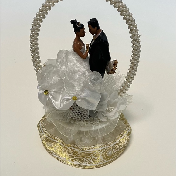 Ty Wilson by Jamie Lynn | Party Supplies | Romantic White And Gold ...